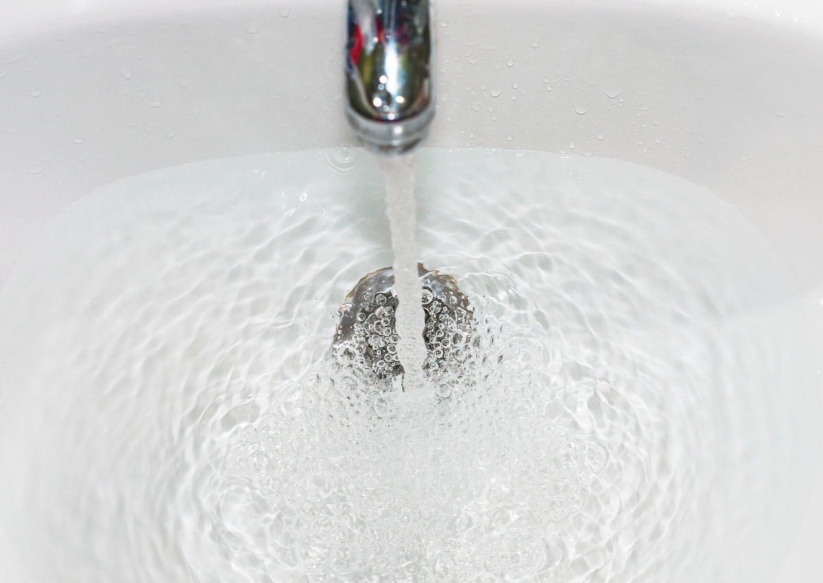 Identifying Causes of a Slow Draining Sink | Friend's Plumbing